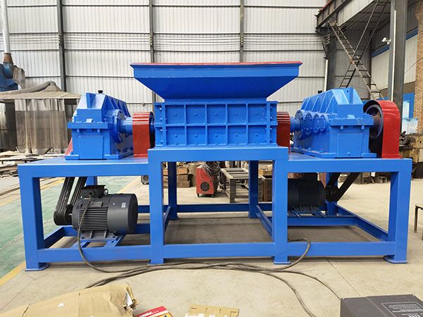 Double Shaft Shredder | Versatile Shredding Machine